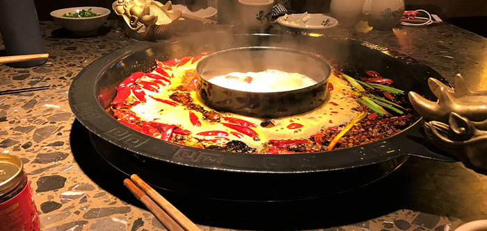 Chengdu Hot Pot - the Dragon's Treat for Visiting Tourists in Chengdu